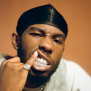 Sainté for New Wave Magazine wearing Stööki Jewellery